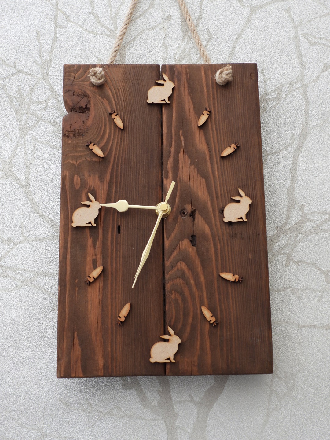 Reclaimed Pallet Wood Rabbits, Bunnies & Carrots Wall Clock With ...