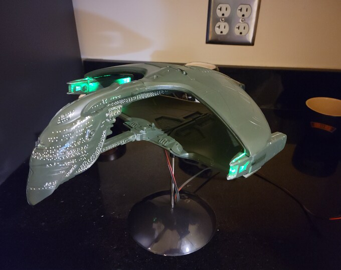 Star Trek the Next Generation Romulan Warbird D'deridex - Etsy