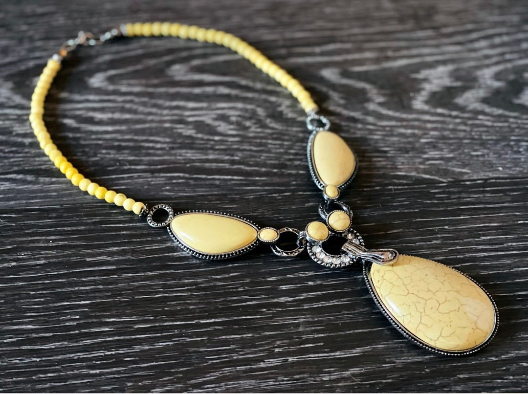 Long Yellow Howlite Pendant With Howlite Beaded Necklace, Gemstone ...