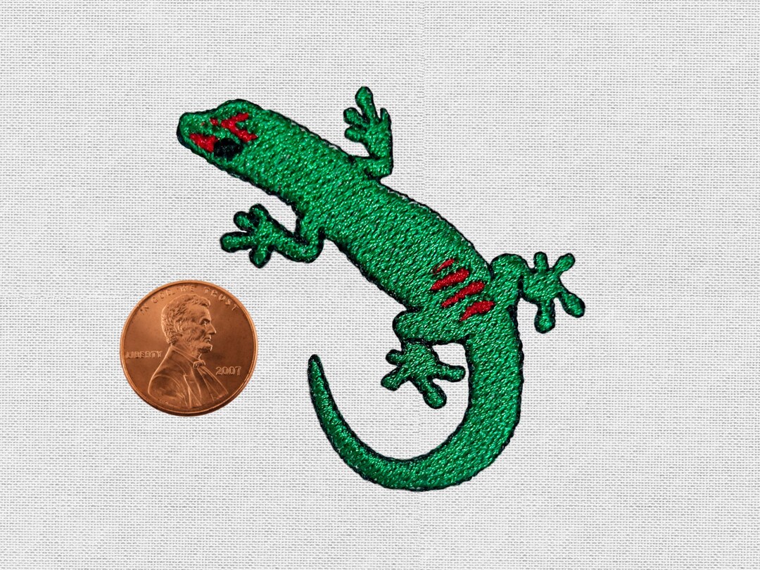 Giant Day Gecko - Small Machine Embroidery Design - 3 / 2 Colors - .dst ...