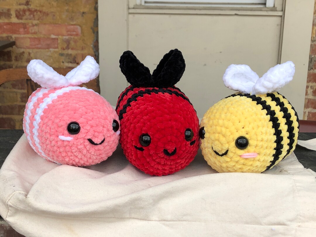 Crochet Bee Amigurumi Stuffed Animal Squishy Chenille Plushie ...