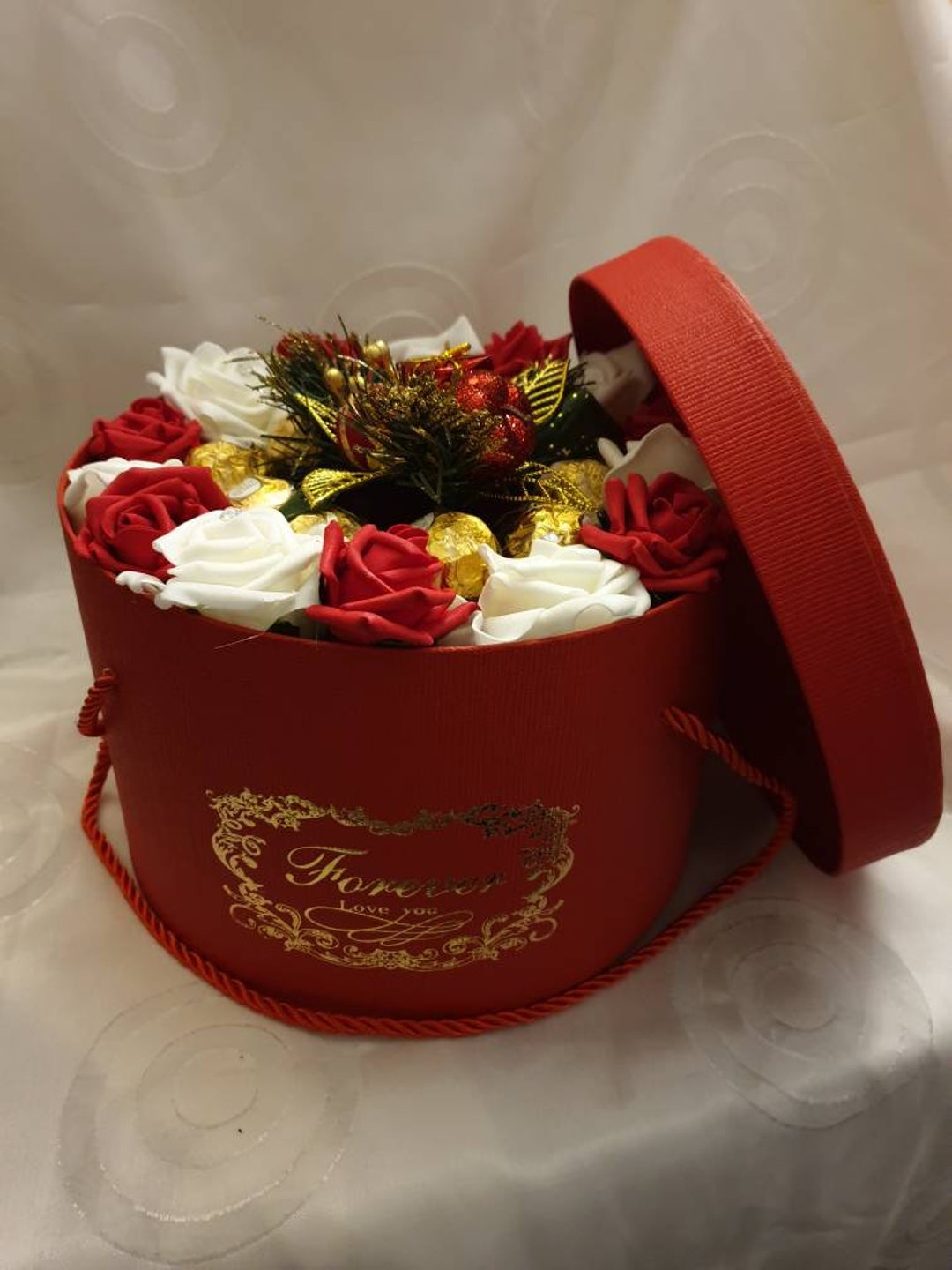 Luxury Medium Christmas Red Hat Box Ferrero Chocolates Bouquet Sweet ...