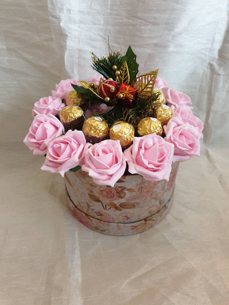 Luxury Small Christmas Pink Hat Box Ferrero Chocolates Bouquet - Etsy