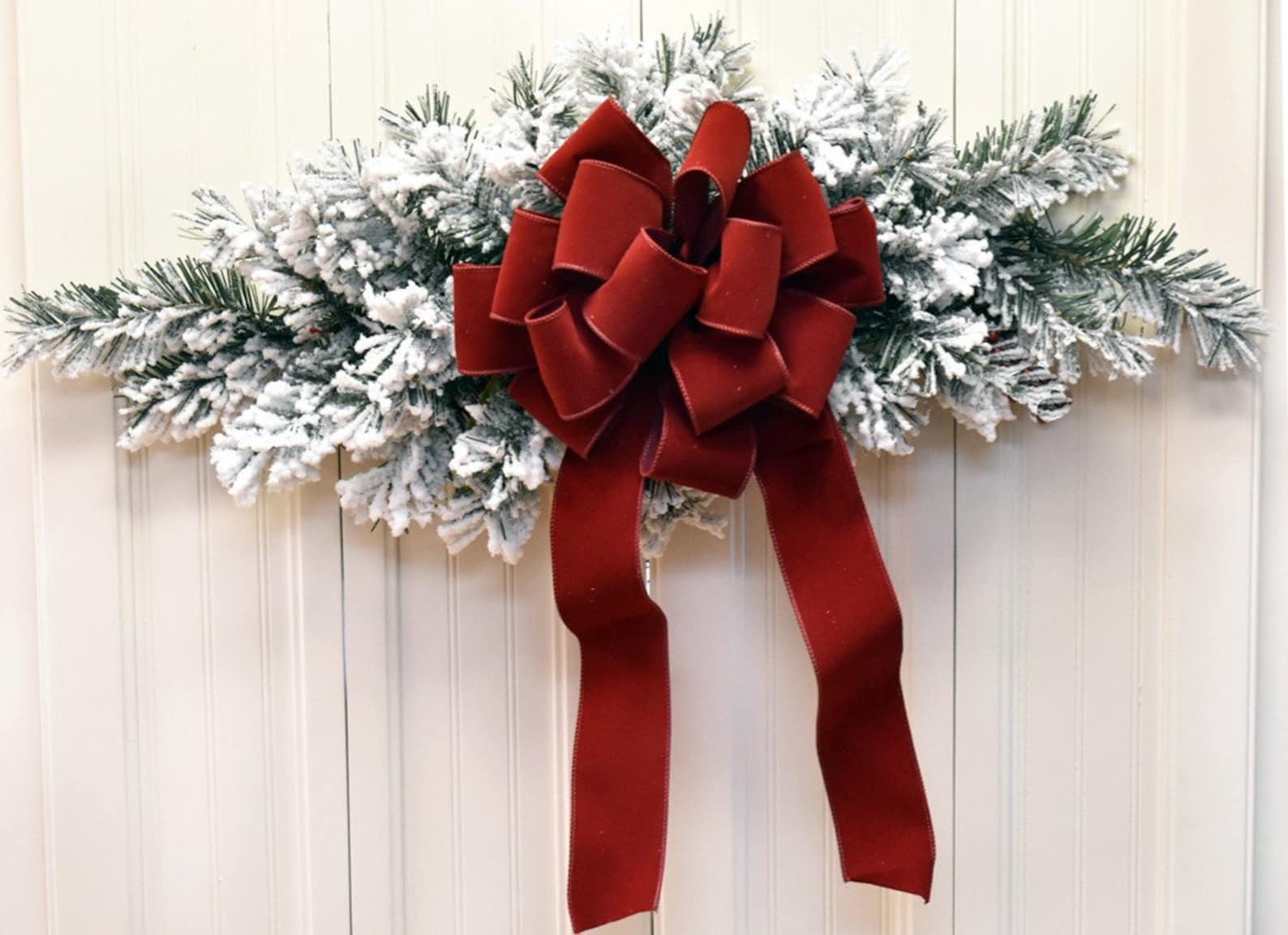 Flocked Window Swag With a Red Bow - Etsy