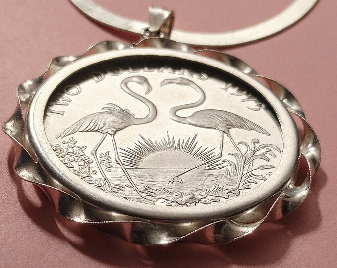 1973 Twin Flame Flamingos Coin Pendant Necklace, Bahamas Coin, Queen ...