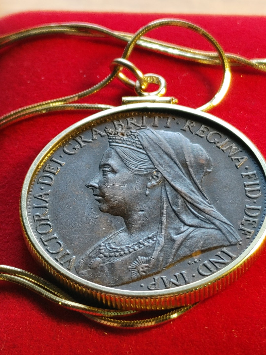 1901 English Bronze Gem Queen Victoria Bronze Penny 10kgf Pendant Set ...