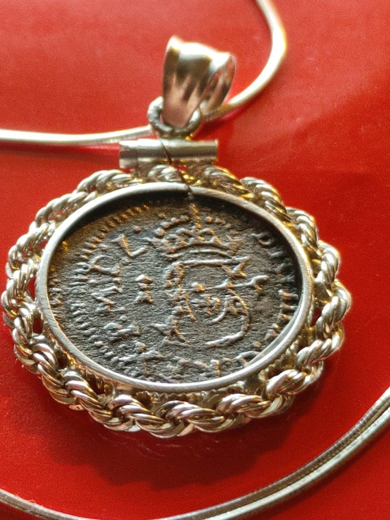 16th century medieval - Gem