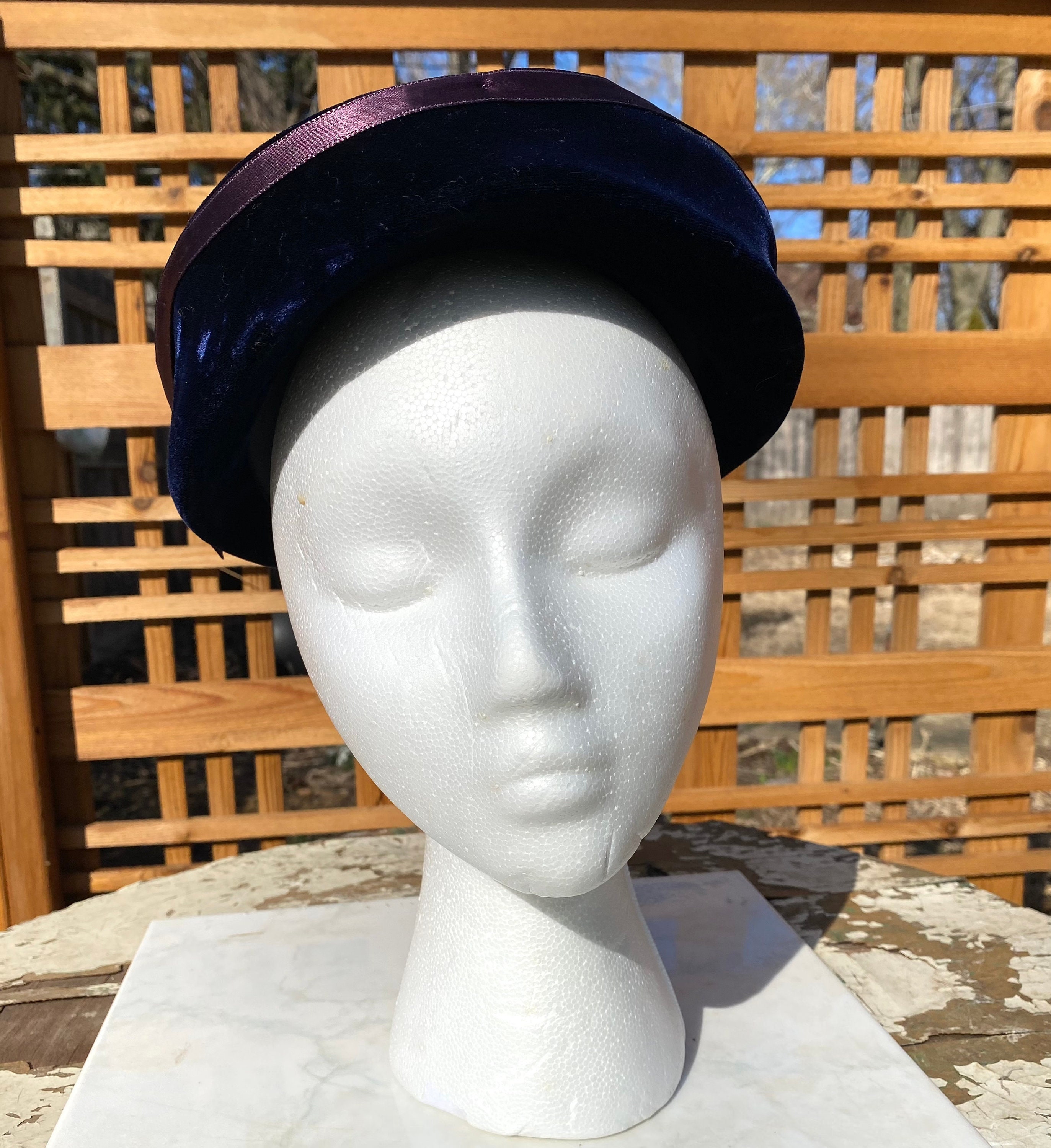 Vintage 1950s-1960s Dark Blue Velvet Hat - Etsy