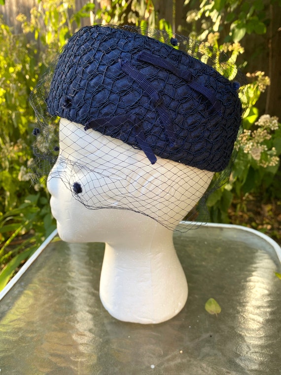 Vintage 1950s-60s Blue Pillbox Hat with Veil - Gem