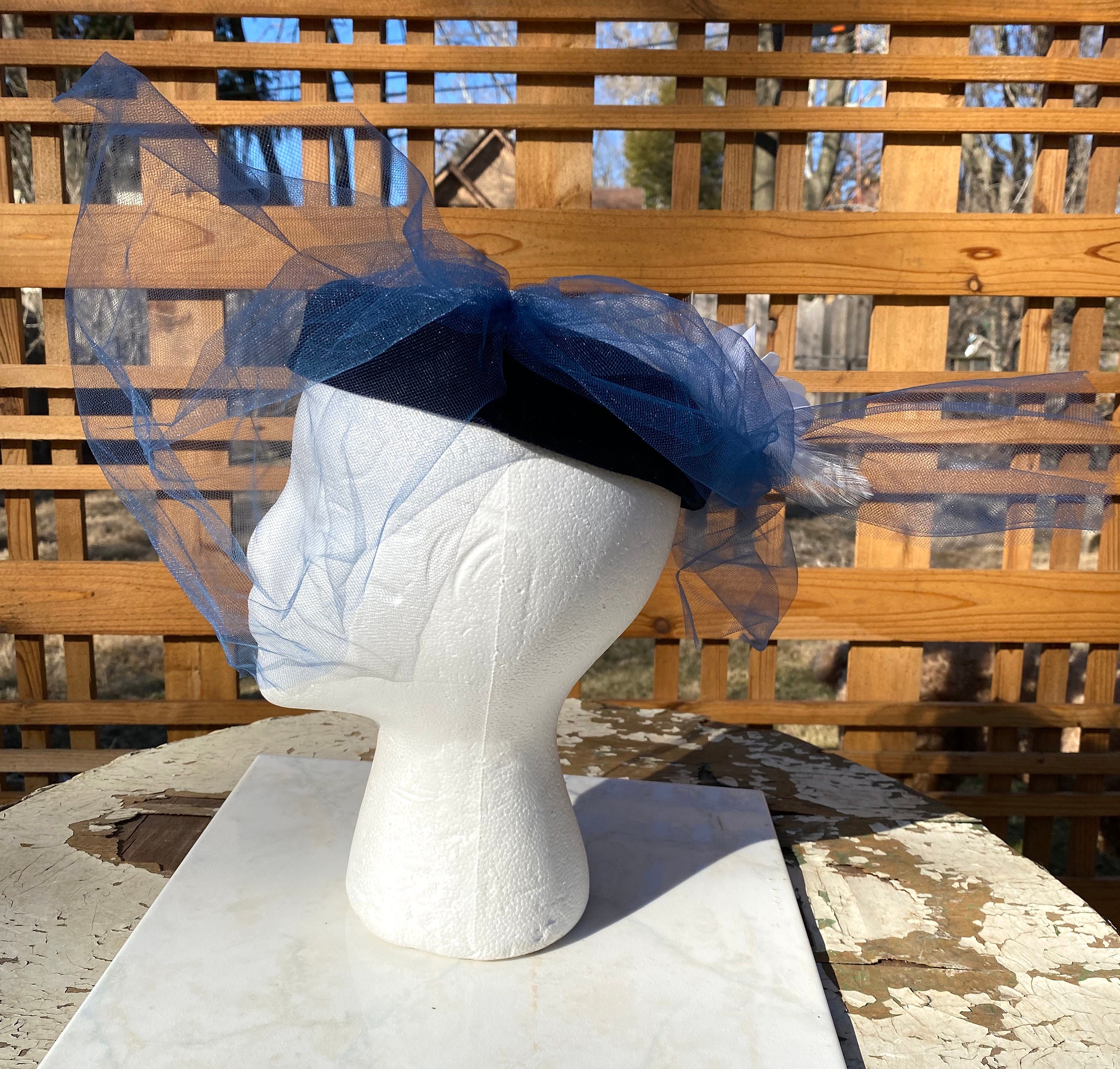 Vintage 1950s-1960s Black Velvet Ring Hat With Stunning Blue Veil and ...