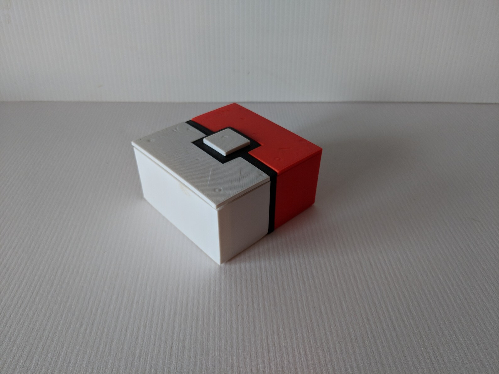 3D Printed Poké Ball-style Box - Etsy