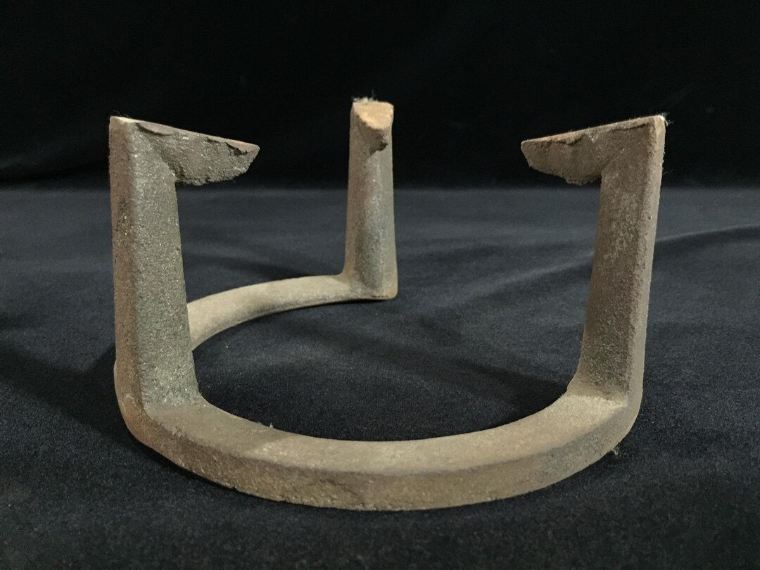 J0525 Japanese Iron Hot Pot Stand GOTOKU Vintage Three Claws Tea ...