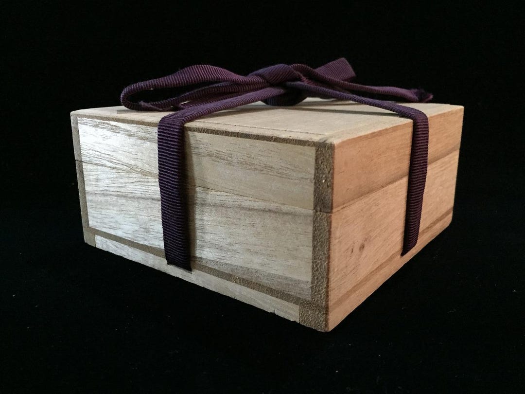 I1724 Japanese Wooden Storage Box Vintage Lidded Ribbon Simple Interior ...