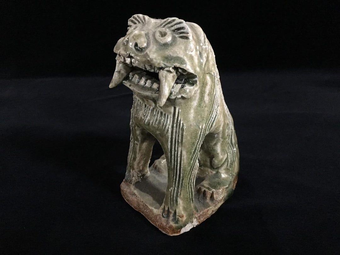 D1676 Japanese SHISHI Lion Statue Okimono Vintage Shisa Interior ...