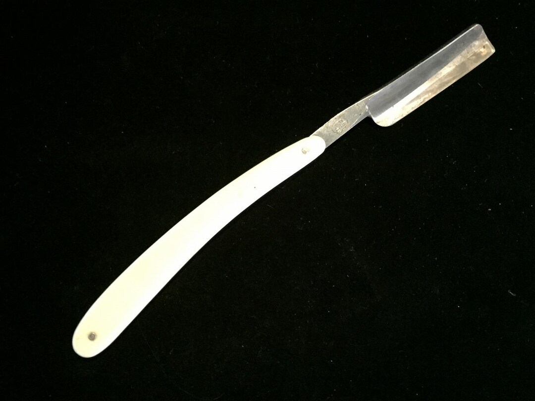 A1810 Japanese Razor KAMISORI Vintage Folding Type Western Leather Box ...