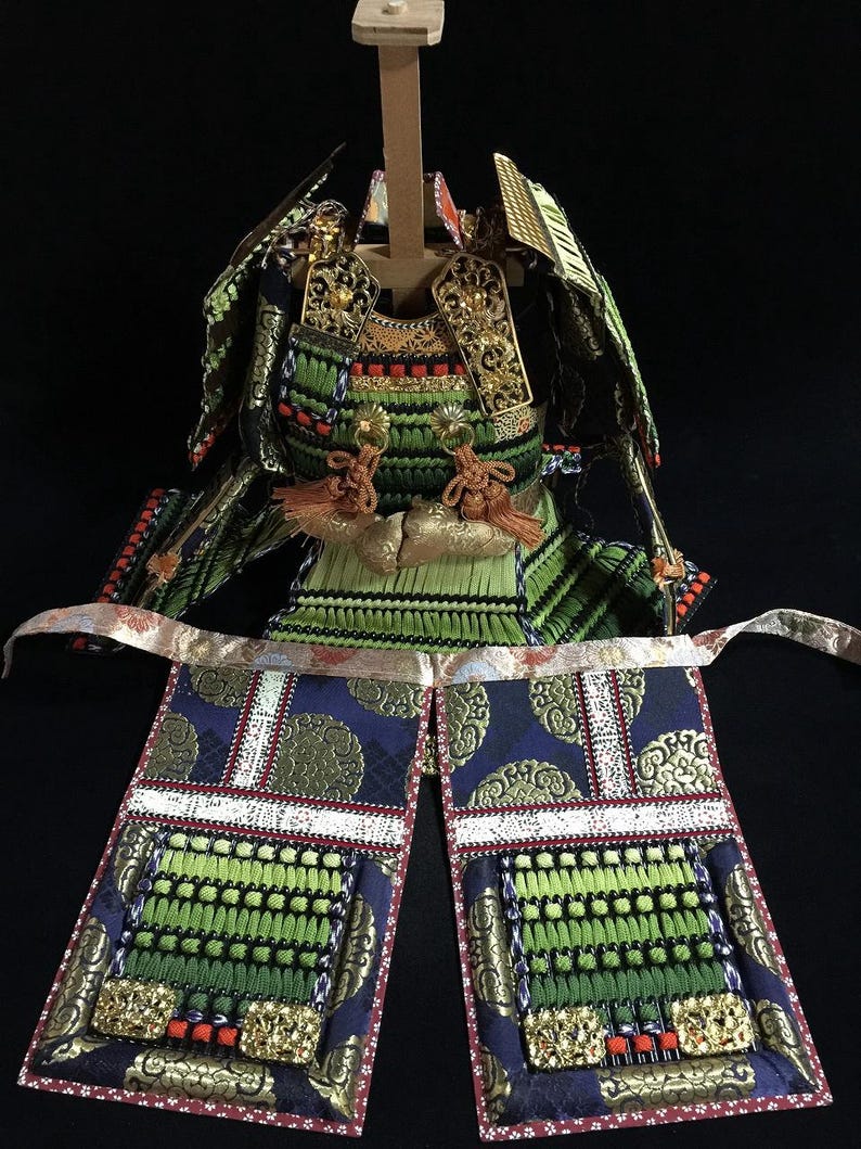 G0155 Japanese Vintage Samurai Armor Doll YOROI Kabuto Boys Day Display ...