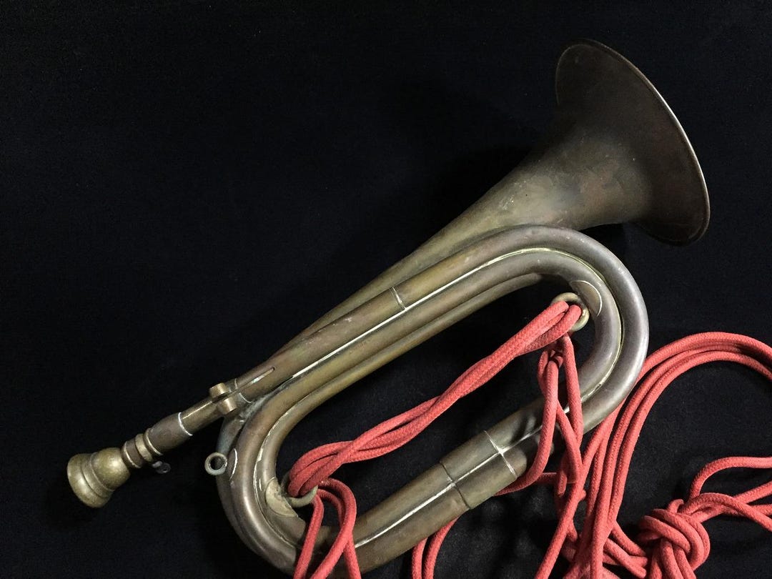 N0522 WW2 Japanese Advance Trumpet Vintage Military Army Interior ...