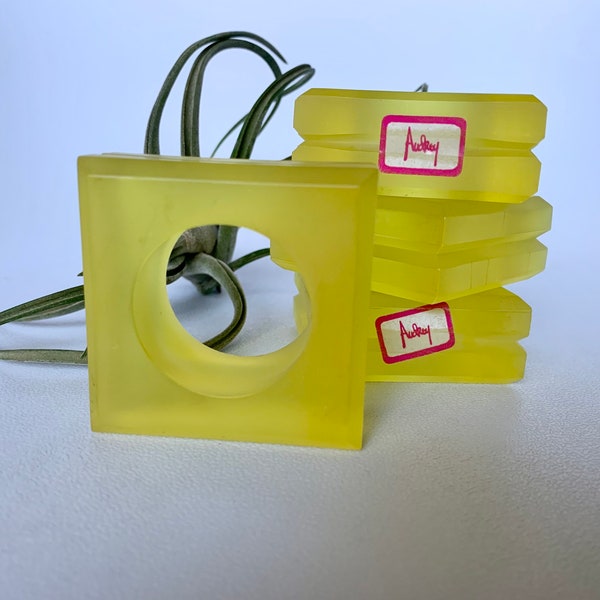 Lucite Vintage Napkin Rings - Etsy