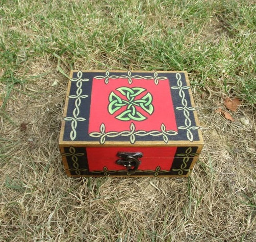 Four-leaf Clover Box - Etsy