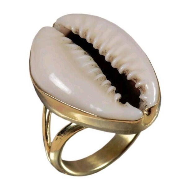 Cowrie Shell Ring - Etsy