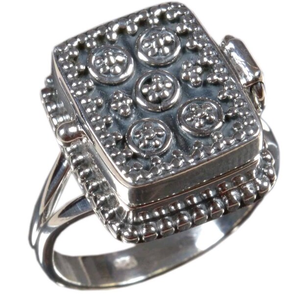 Poison Ring - Etsy
