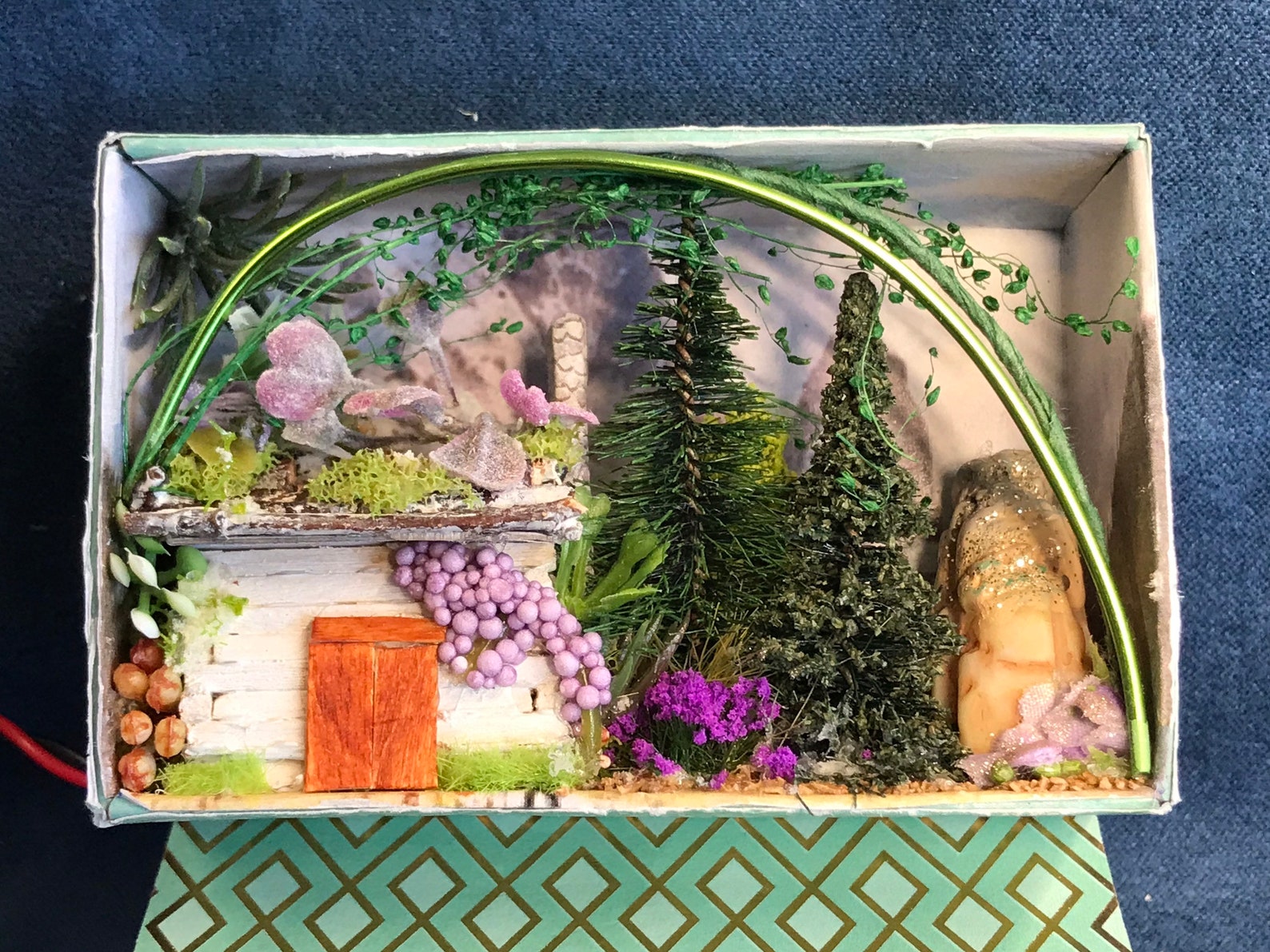 Miniature Mountain Cabin, Log Cabin Diorama, Hunting Cabin Miniature ...