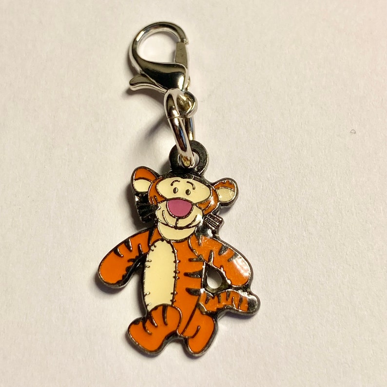 Vintage Disney Tigger Clip on Charm Lot of 5 Charms Purse Zipper Pull ...