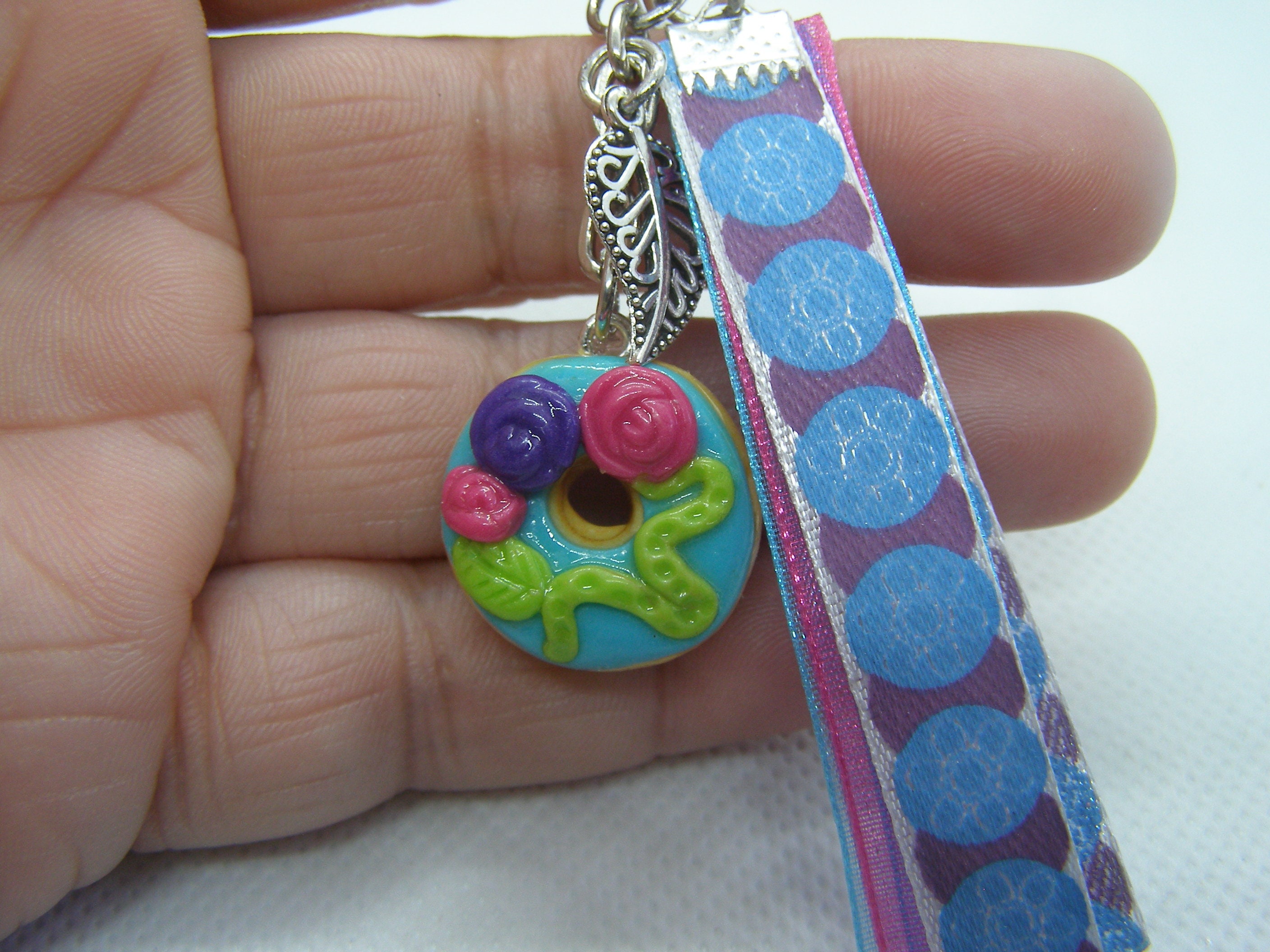 Key Fob, Keychain, Doughnut, Donut, Roses, Classic Silver, Flowers ...