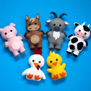 Pattern - Farm Animal Set With Pig, Horse, Cow, Goat, Chicken and Baby ...