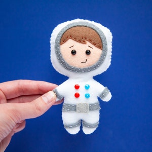 Pattern - Outer Space - Astronaut, Earth, Moon, Sun, Rocketship, Alien ...