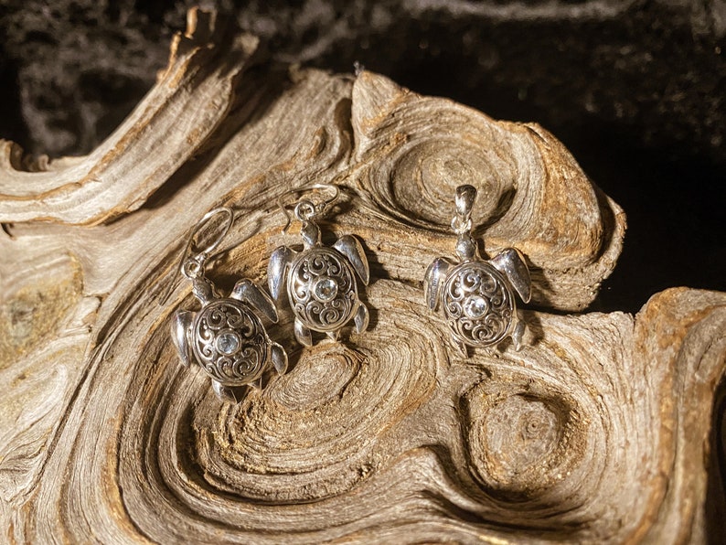 Goddess Designs / Detailed Sea Turtles With Aquamarine Sterling Silver ...