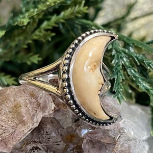 Goddess Designs/detailed Crescent Moon Ring - Etsy