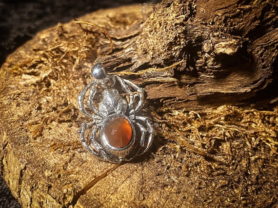Goddess Designs / Detailed Spider With Faceted Carnelian - Etsy