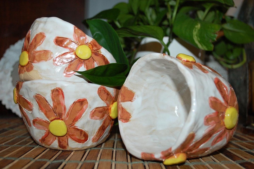 FLOWER PINCH POT - Ceramic Catch All Dish / Bowl - Etsy