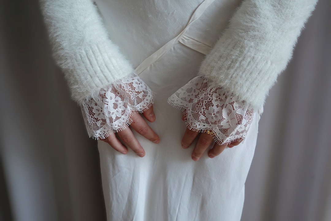 White Lace Cuffs, Fake Cuffs, Fake Sleeves, Wrist Cuffs, Lolita Wrist ...