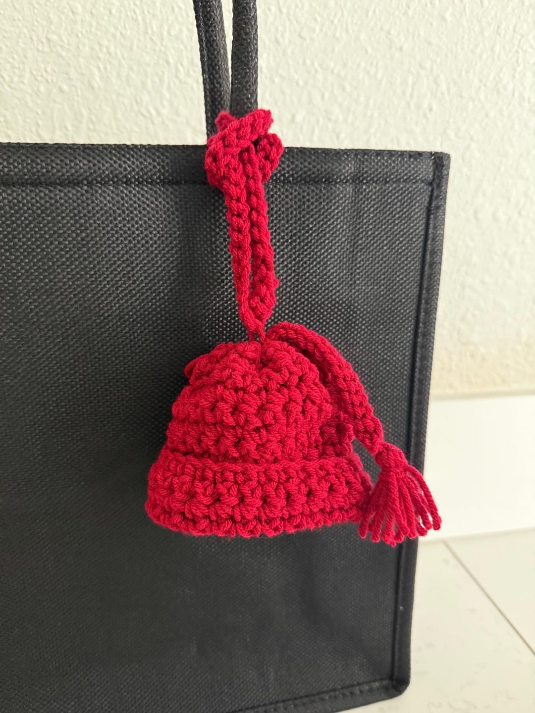 Crochet Red Hat Bag Charm – Knit Ice Melt Charm - Etsy
