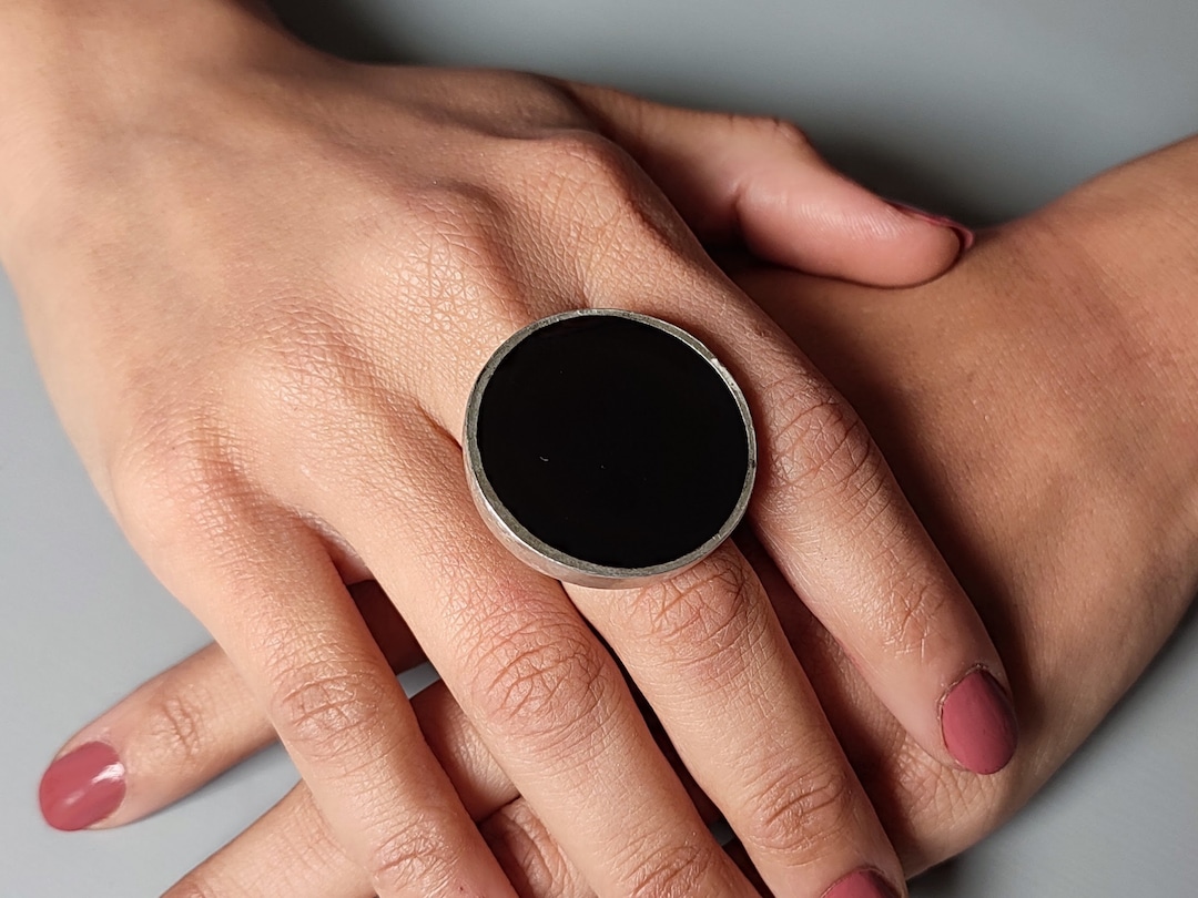 Large Black Statement Ring. Round Flat Ring With Black Stone ...