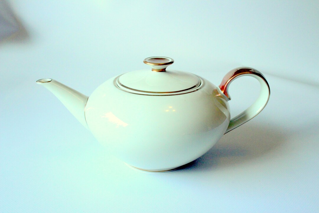 Bavaria Ivory Teapot Vintage Tea Pot Porcelain White Gold With Gold Rim ...