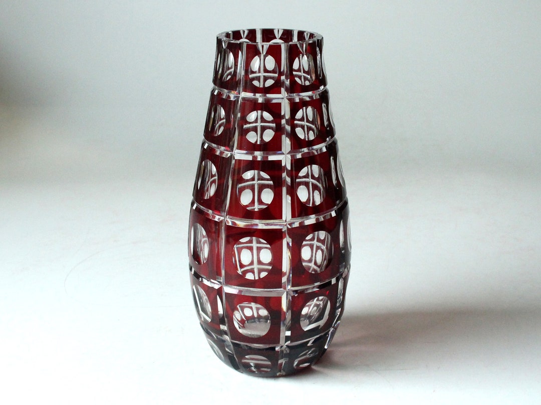 Vase 70s Ruby Red Crystal Glass Vintage Mid Century Crystal - Etsy
