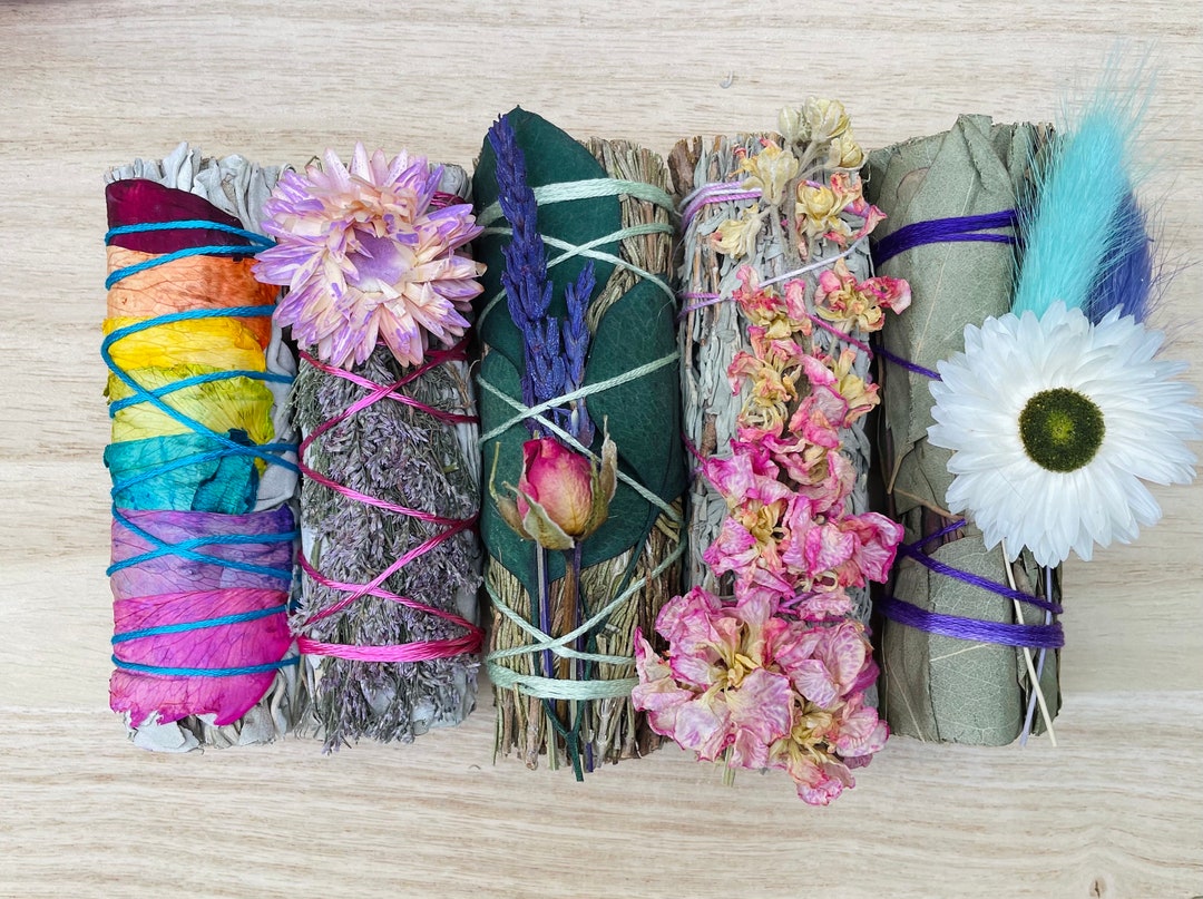 5 Pack Floral Smudge Bundle Surprise Pack, Smudge Stick Gifts - Etsy