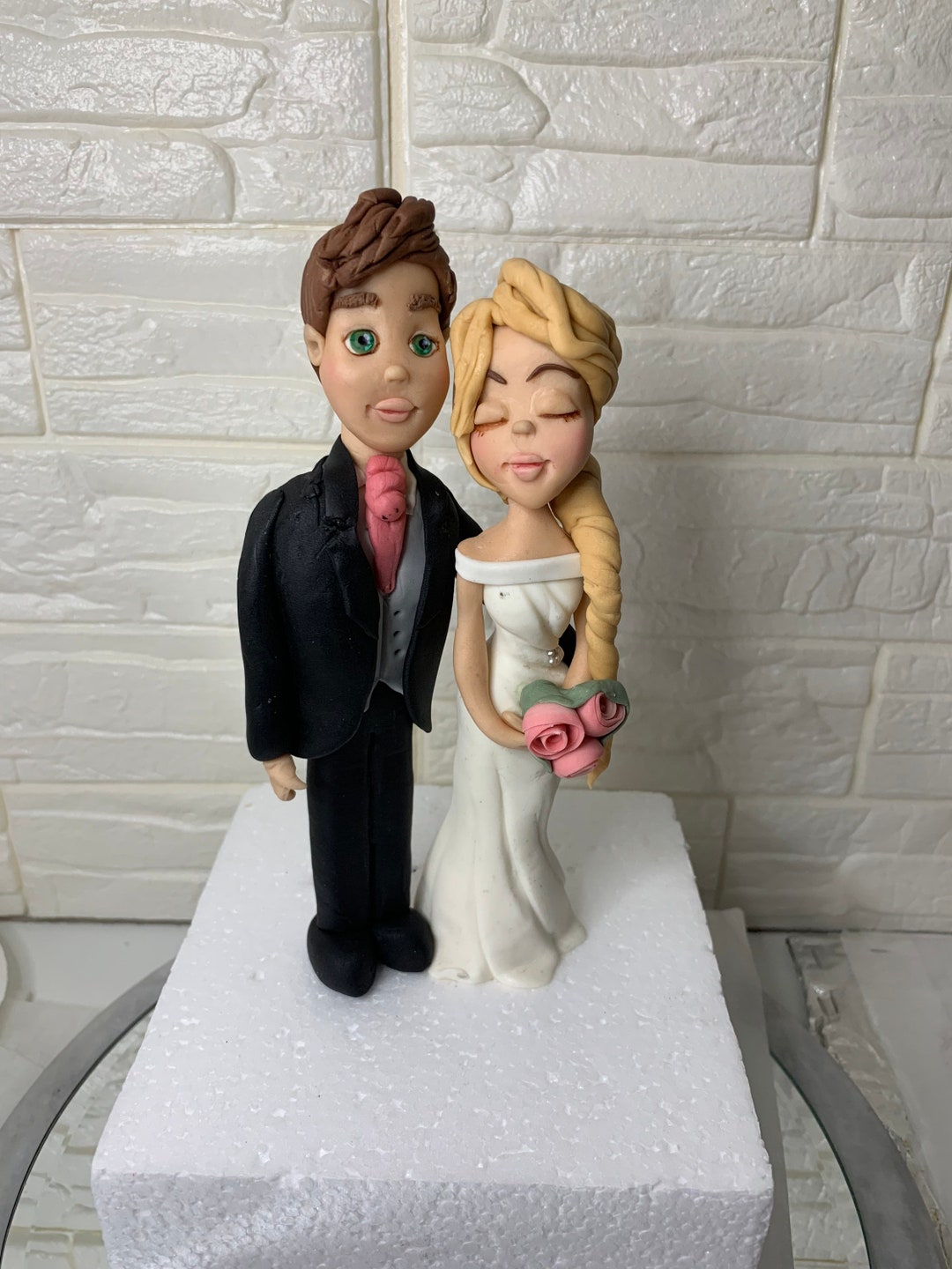 Edible Bride and Groom Wedding Cake Topper Decoration. - Etsy