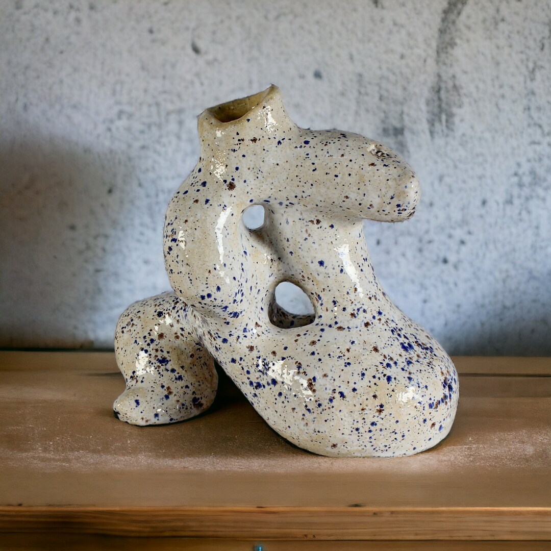 Handmade Crafts Sculpture. Abstract Female Form. Sculptural Flower Vase ...