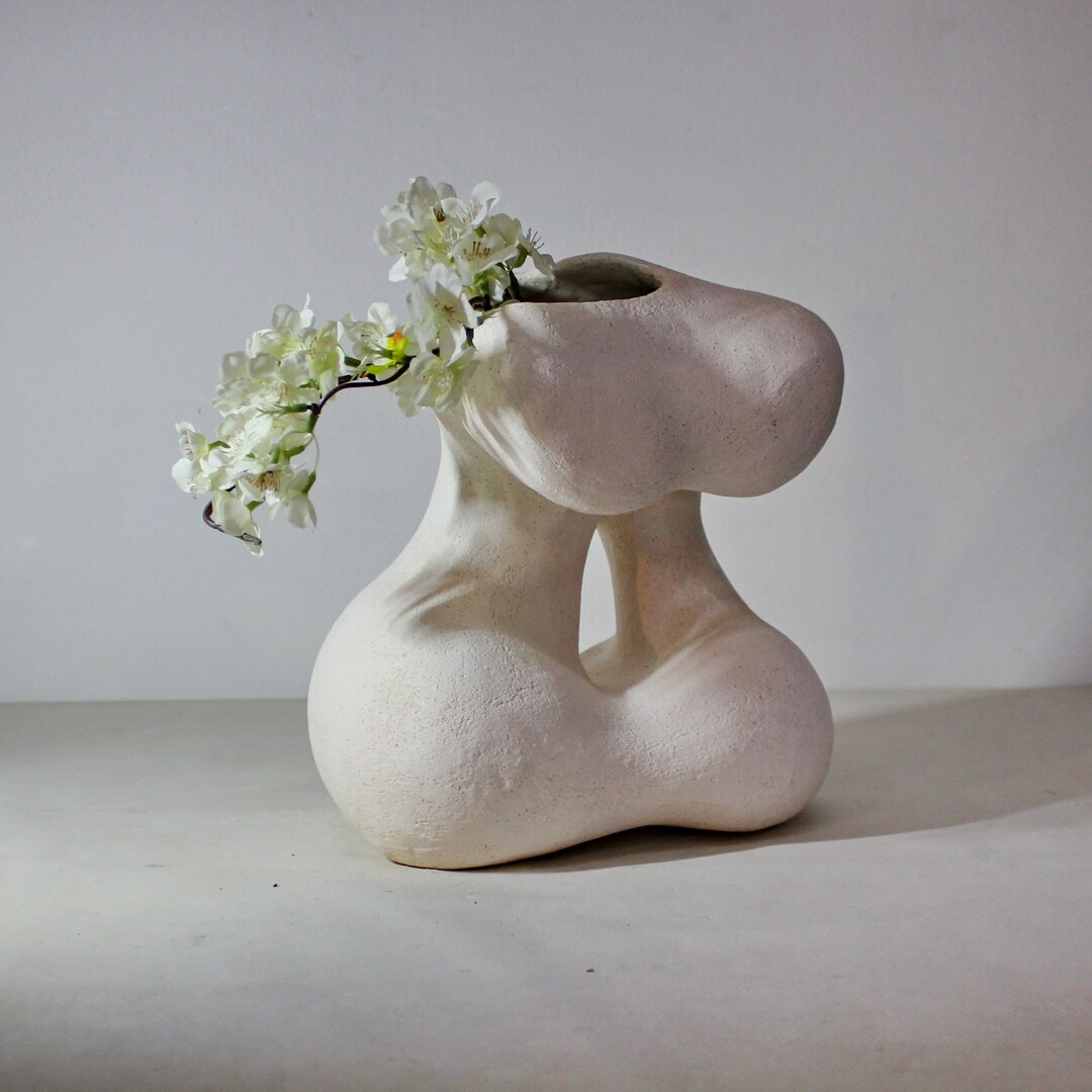 Torso Sculpture Vase. Ceramic Female Form Vase. Abstract - Etsy