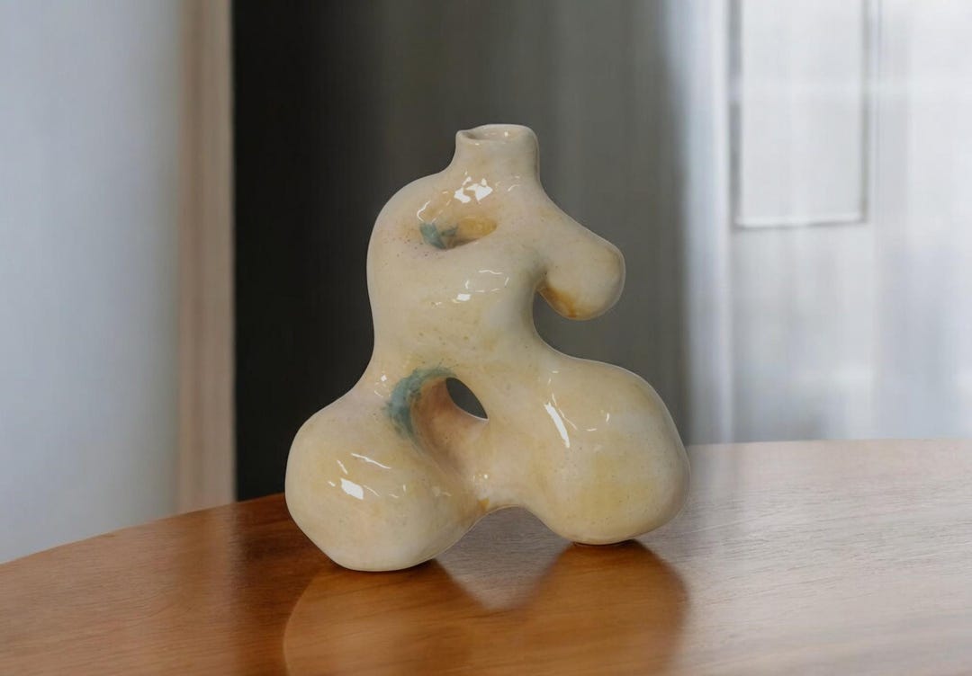 Abstract Female Form Vase. Sculptural Flower Vase. Abstract Sculptures ...