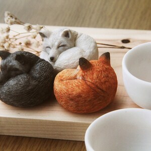 Miniature White Fox Figurine Sleep in Teacup. Handmade Resin Teacup Fox ...