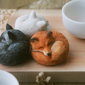 Tea Fox / Teacup Fox (black Fox) Sleeping Kitsune Statue Resin Fox ...