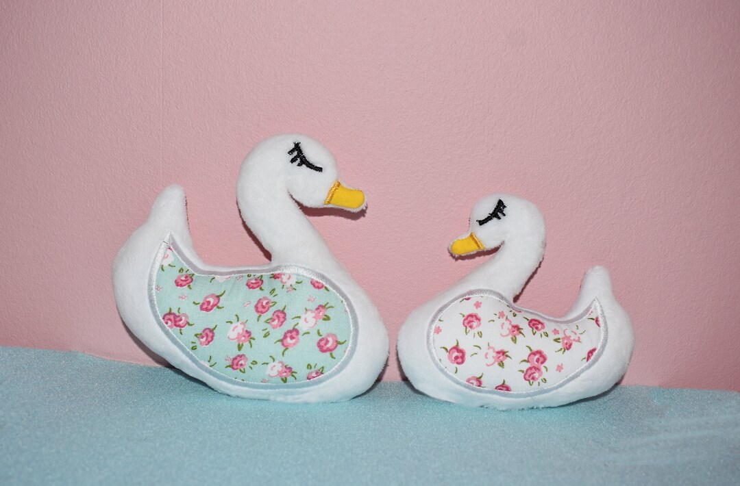 Swan Stuffie ITH Embroidery Machine Pattern, ITH Bird Stuffie, Softie ...