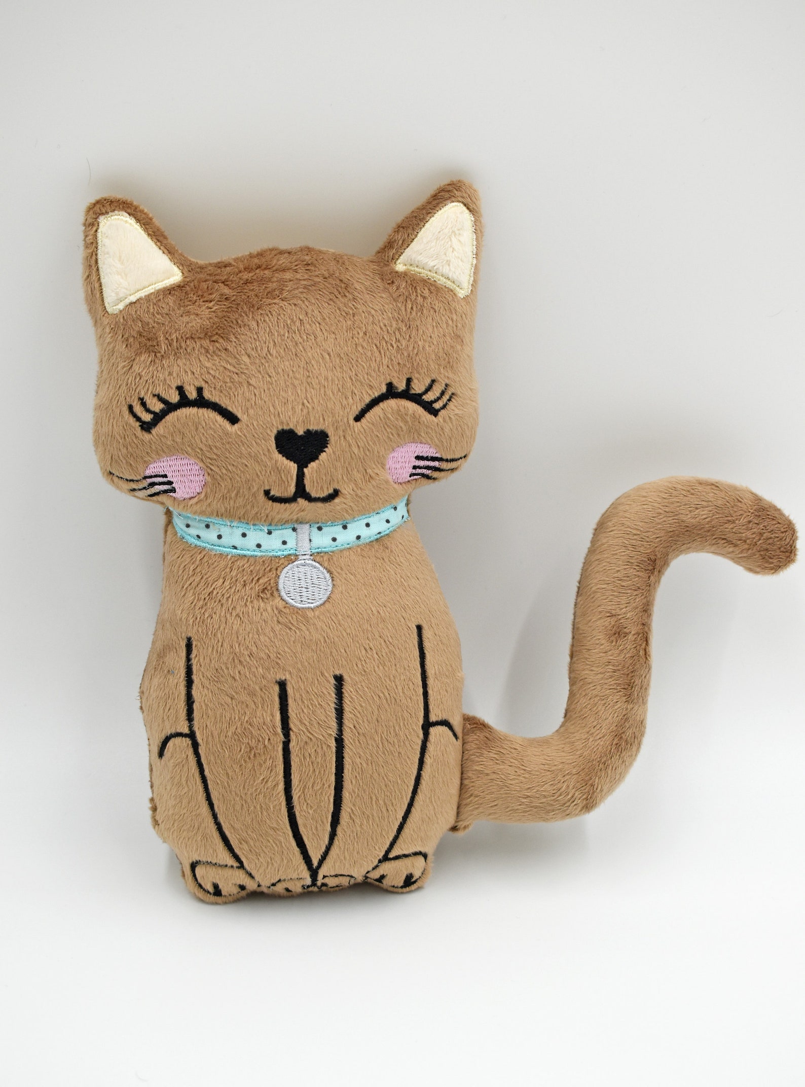 Cat Stuffie ITH Embroidery , Machine Pattern, ITH Kitten Stuffie, Cat ...