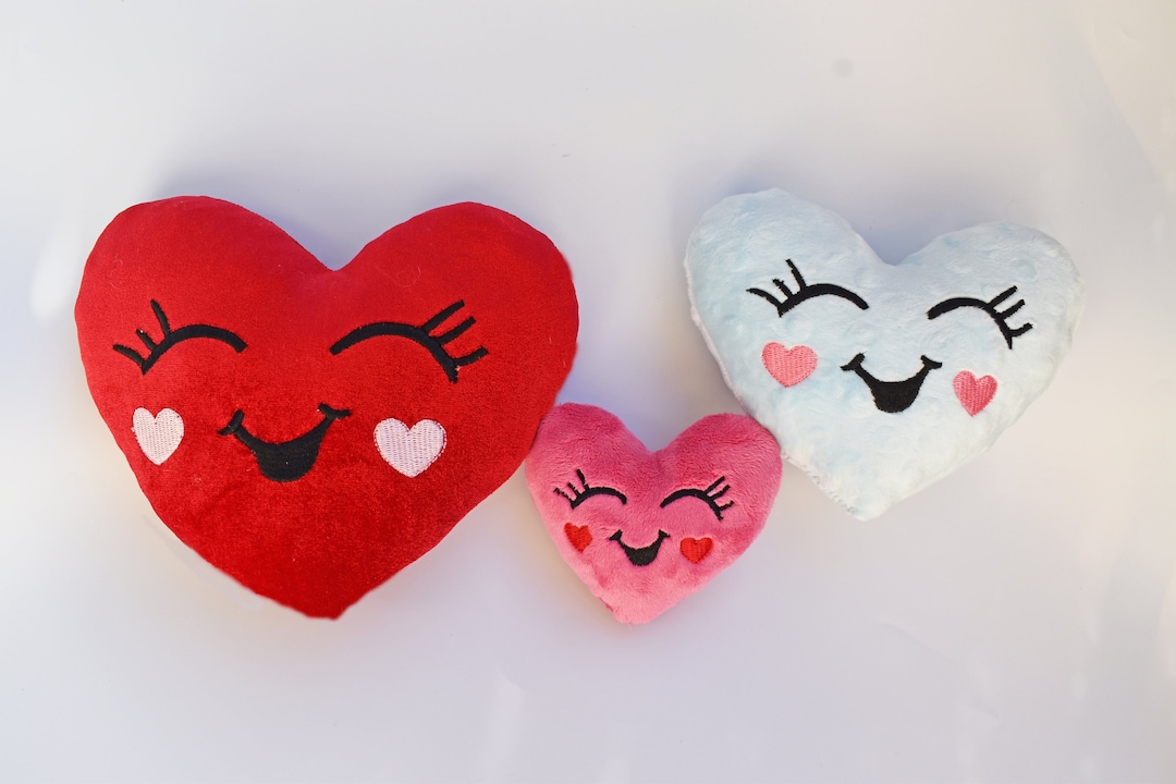 Heart Stuffie ITH Embroidery , Machine Pattern, ITH Heart Stuffie, Valentine Softie, ITH 4x4 ...