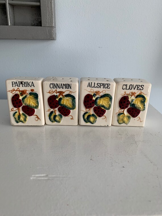 Kitchen & Dining Vintage 1978 Avon Strawberry Muffineer Salt Pepper ...